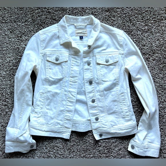 Universal Thread | Jackets & Coats | Universal Thread White Jean Jacket ...